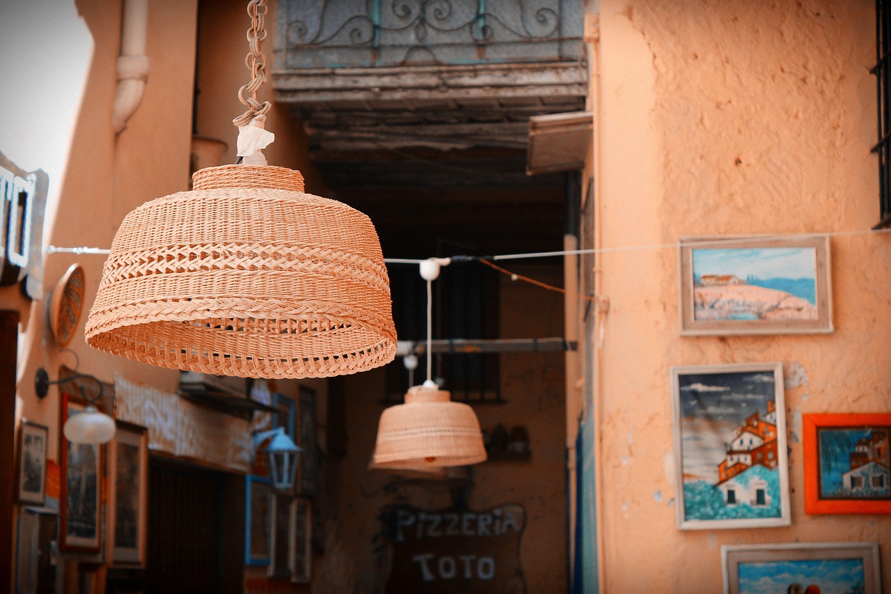 Il borgo di Castelsardo: l'intreccio dei cestini e la rocca sul mare